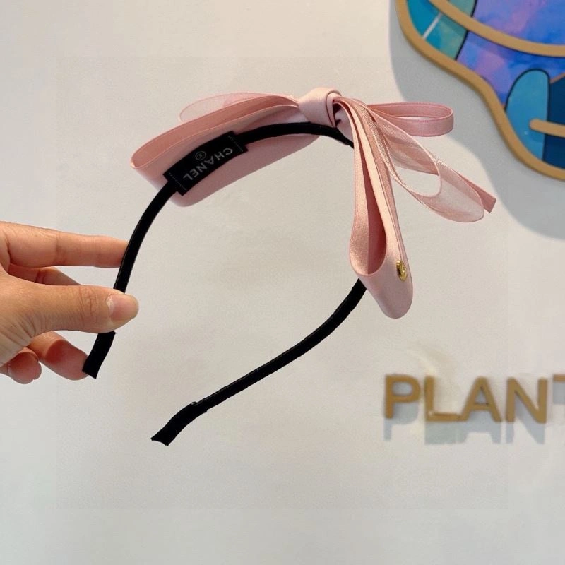 Value-priced Chanel Hair Hoop