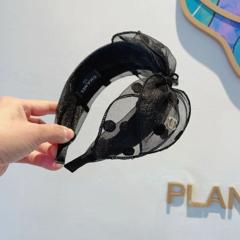 Top match Chanel Hair Hoop