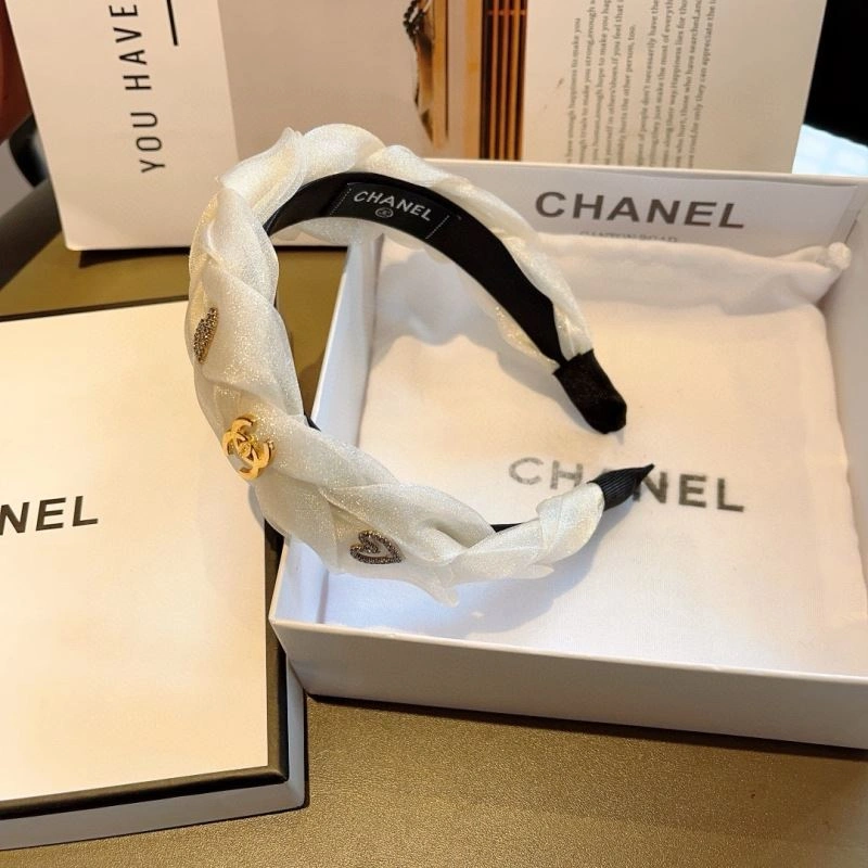 Low-cost Chanel Hair Hoop