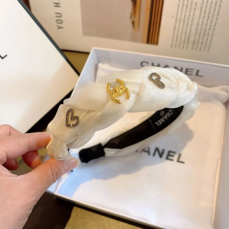 Low-cost Chanel Hair Hoop