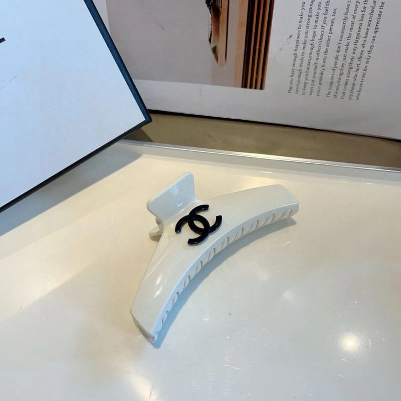 Top match Chanel Hair Hoop