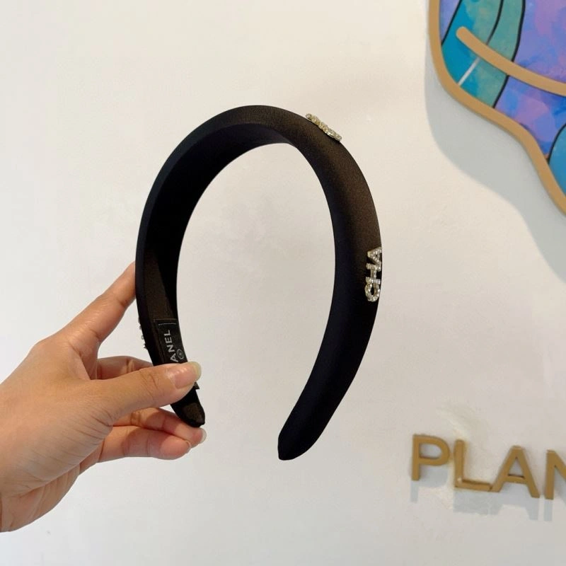 Accurate model Chanel Hair Hoop