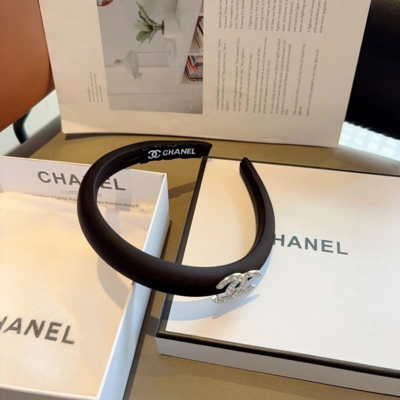 Value-priced Chanel Hair Hoop