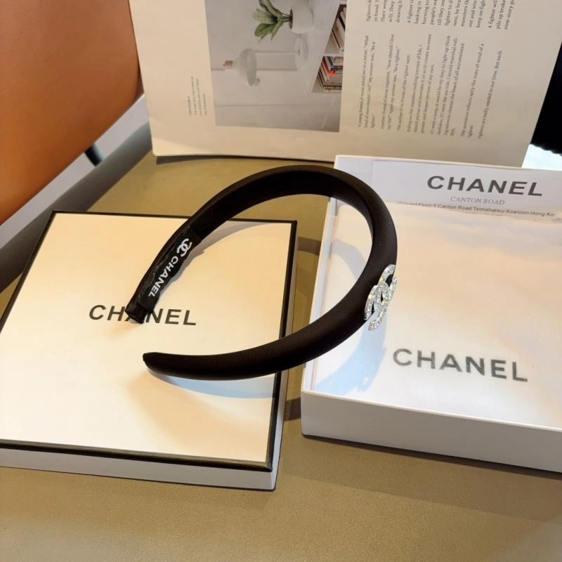 Value-priced Chanel Hair Hoop