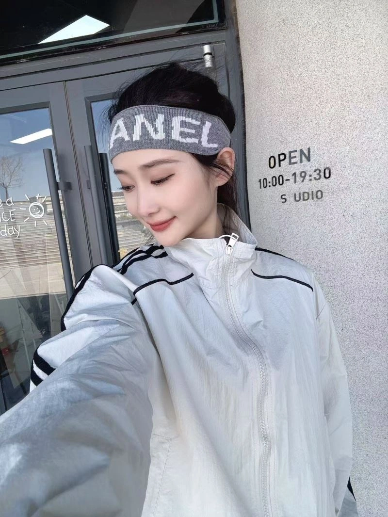 Accurate model Chanel Hair Hoop