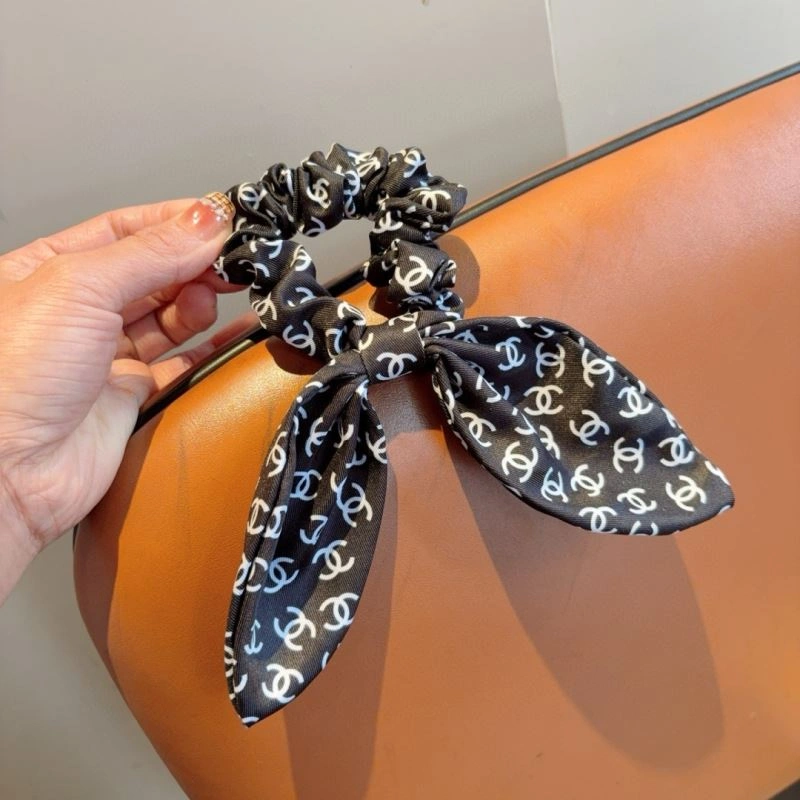 Top match Chanel Hair Hoop