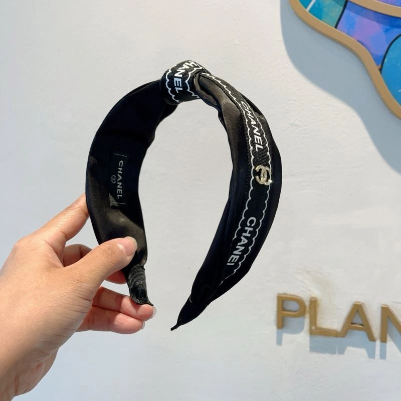 Value-priced Chanel Hair Hoop