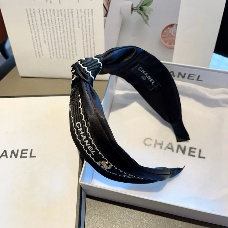 Value-priced Chanel Hair Hoop