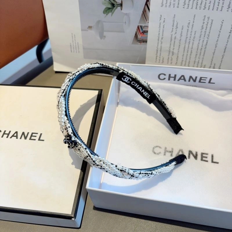 Value-priced Chanel Hair Hoop