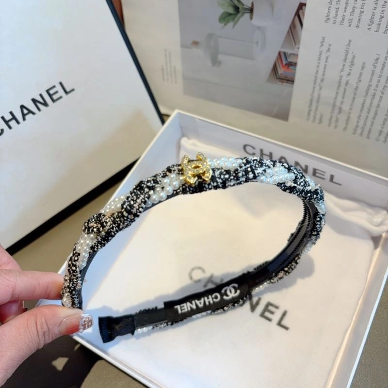 Value-priced Chanel Hair Hoop