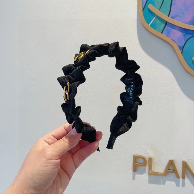 Value-priced Chanel Hair Hoop