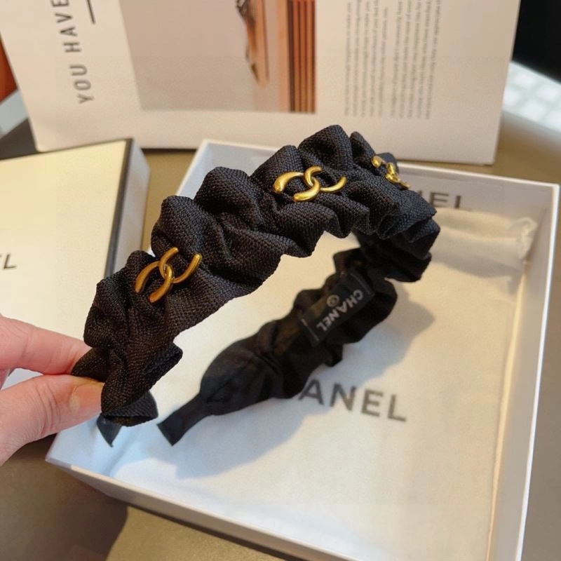 Value-priced Chanel Hair Hoop