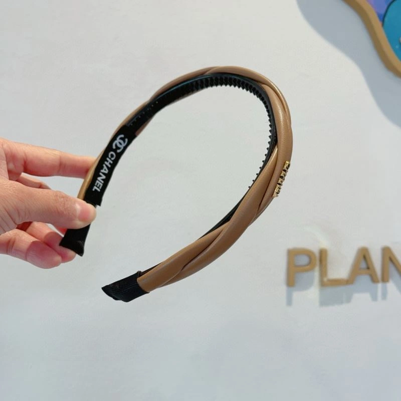Low-cost Chanel Hair Hoop
