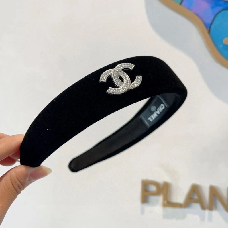 Low-cost Chanel Hair Hoop