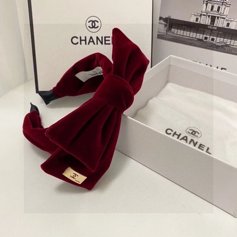 Value-priced Chanel Hair Hoop