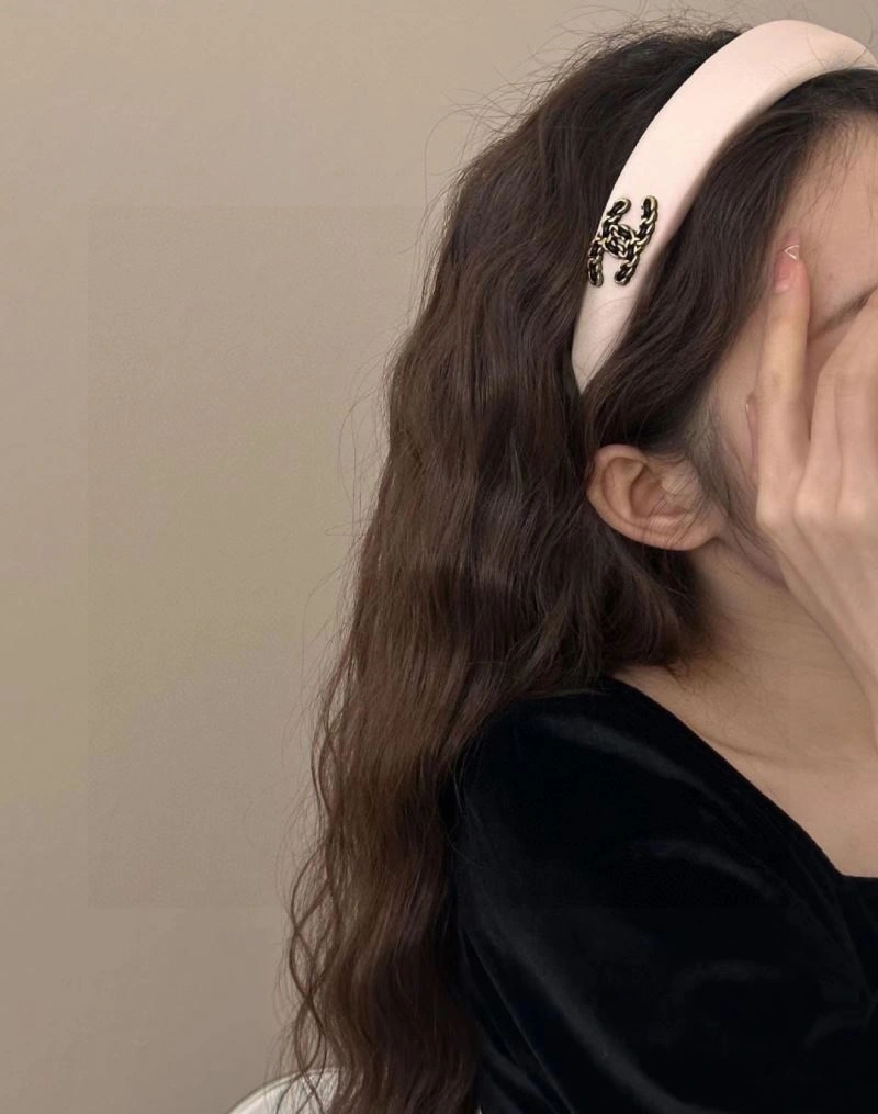 Discounted Chanel Hair Hoop