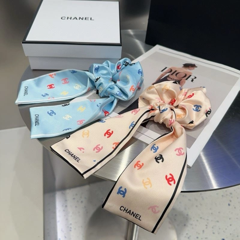 Low-cost Chanel Hair Hoop