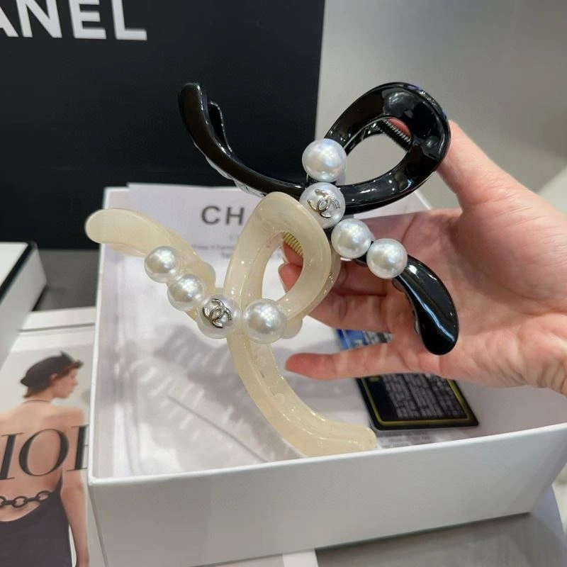 Top match Chanel Hair Hoop