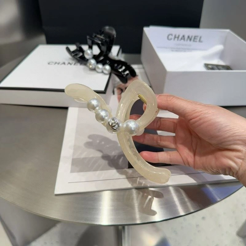 Top match Chanel Hair Hoop