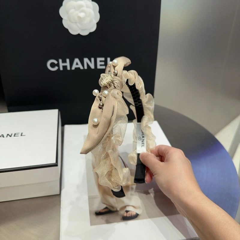 Value-priced Chanel Hair Hoop