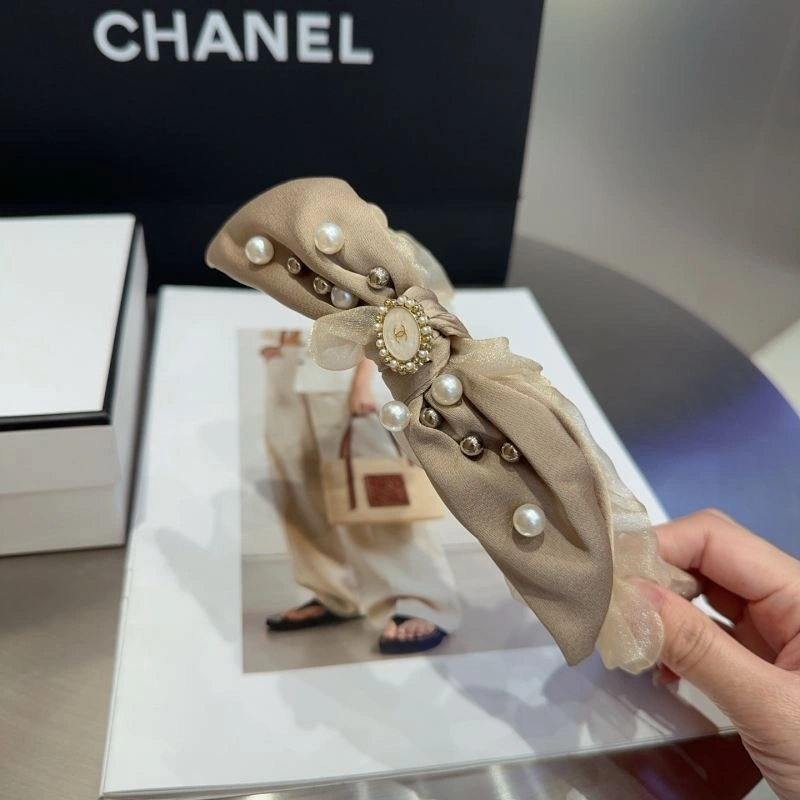 Value-priced Chanel Hair Hoop