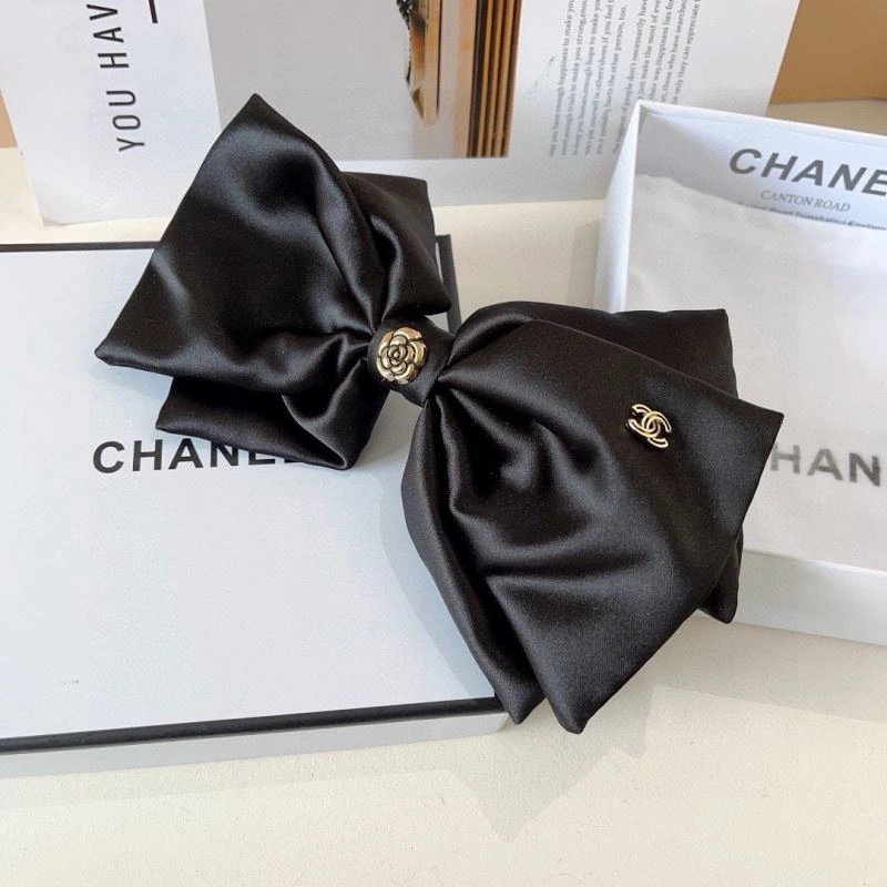 Accurate model Chanel Hair Hoop