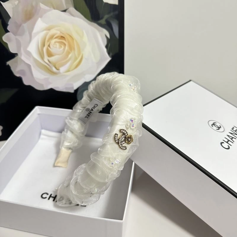 Low-cost Chanel Hair Hoop