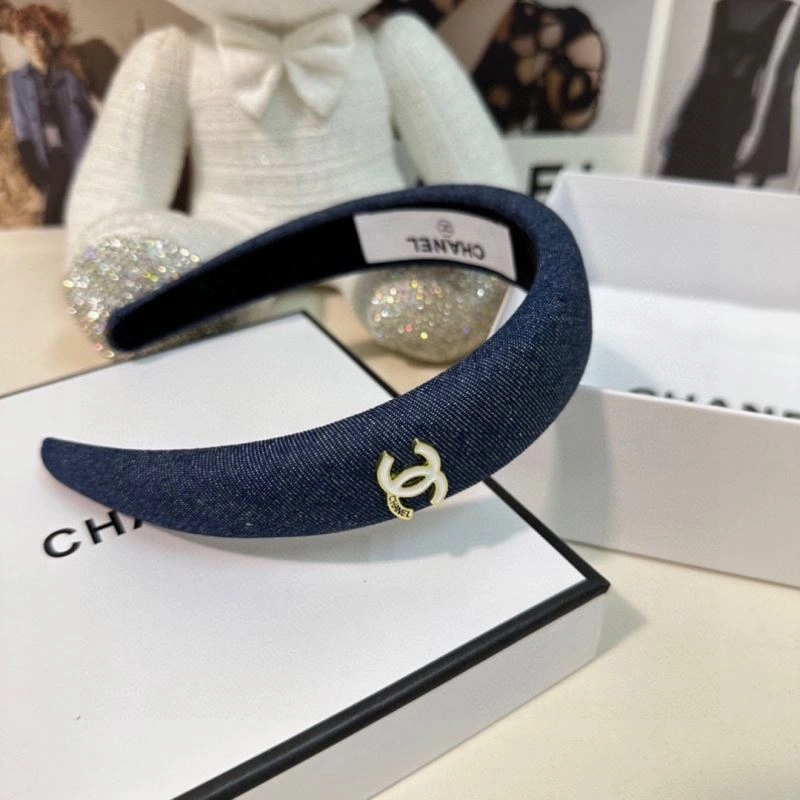 Low-cost Chanel Hair Hoop