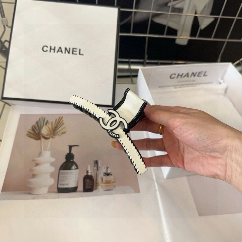 High fidelity Chanel Hair Hoop
