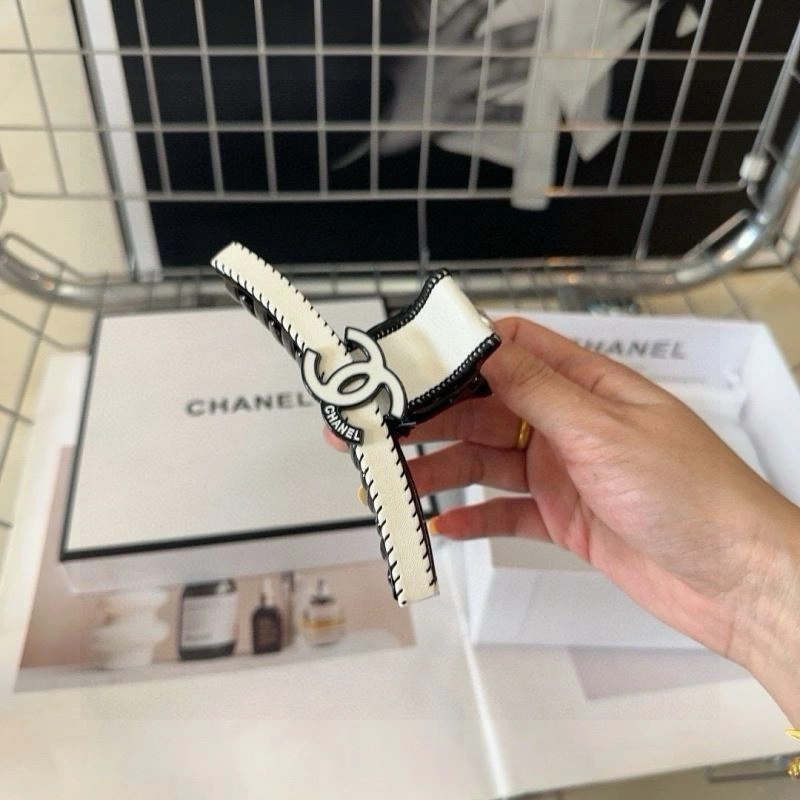 High fidelity Chanel Hair Hoop