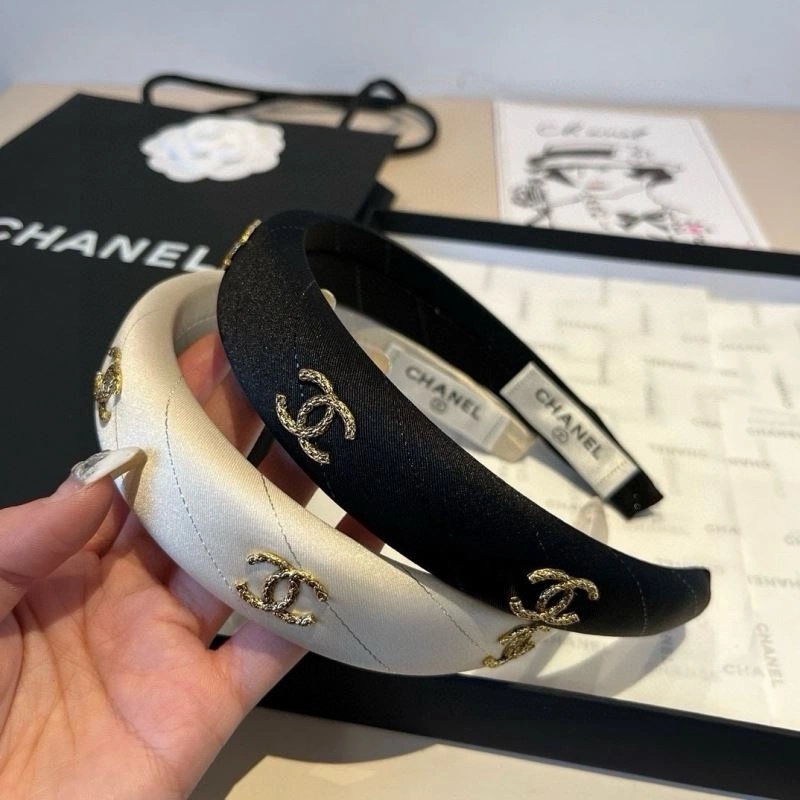 Low-cost Chanel Hair Hoop