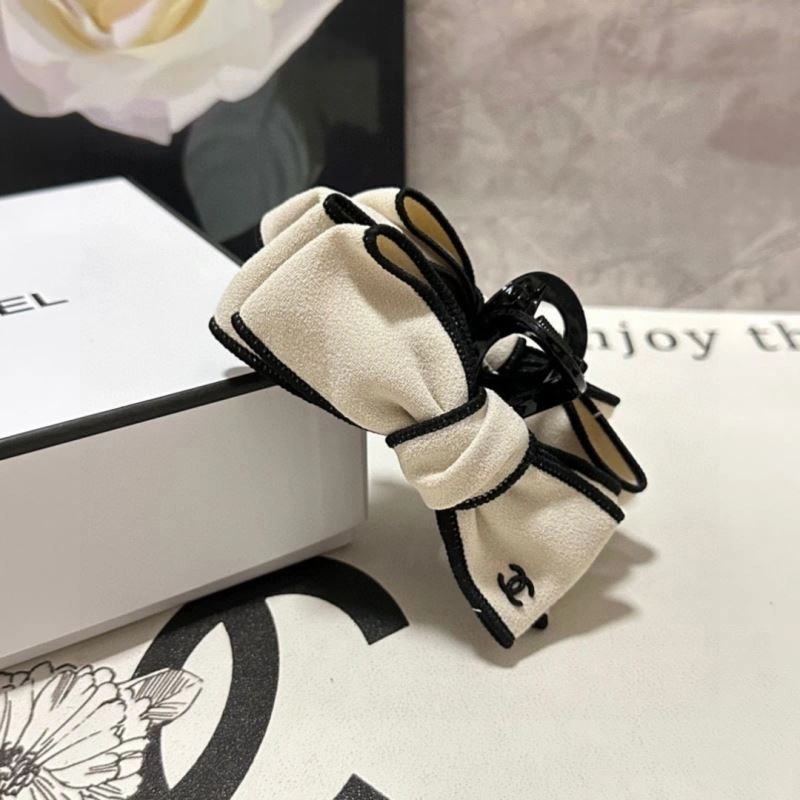 Bargain Chanel Hair Hoop