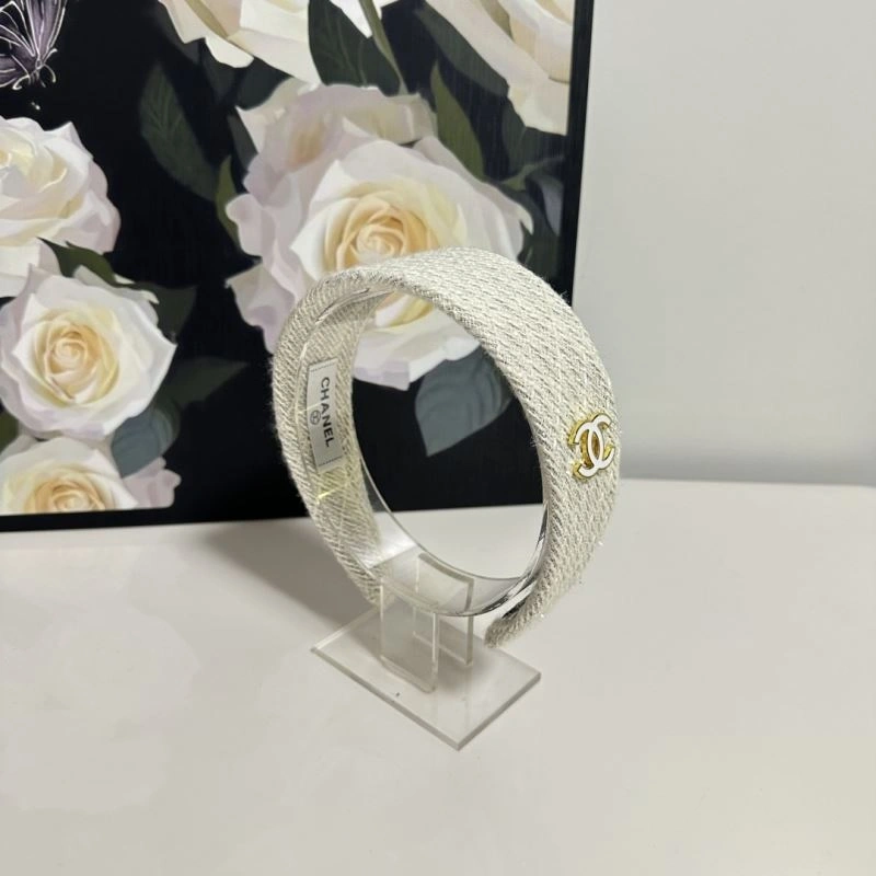Top match Chanel Hair Hoop