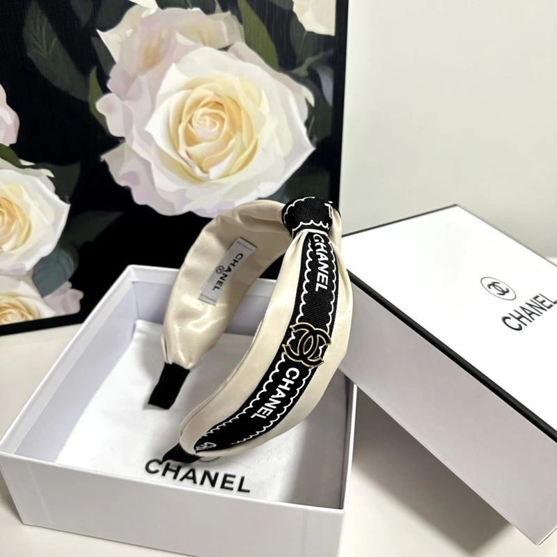 Low-cost Chanel Hair Hoop