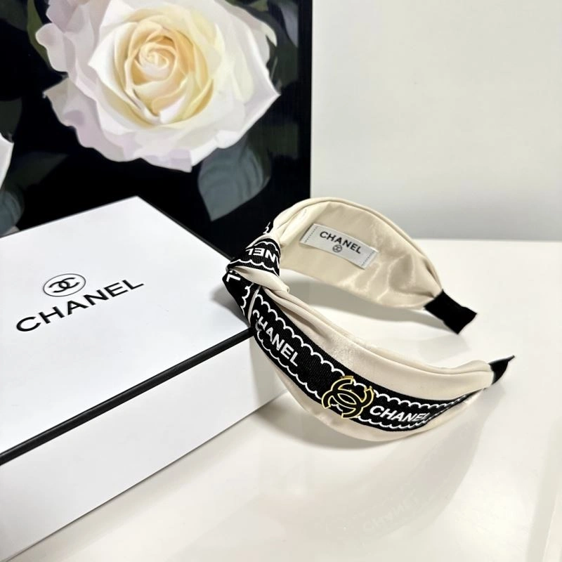 Low-cost Chanel Hair Hoop