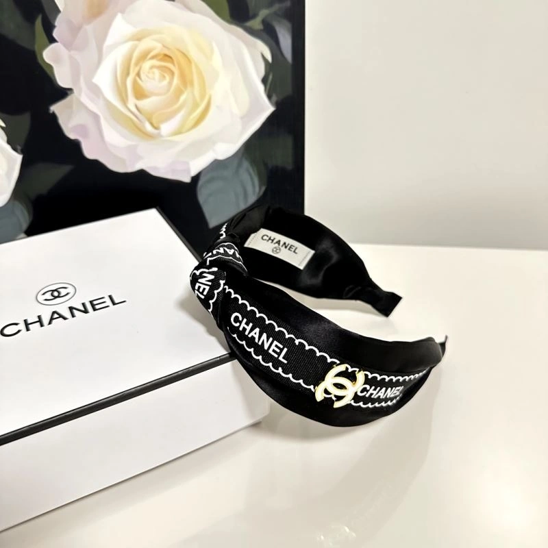 Top match Chanel Hair Hoop