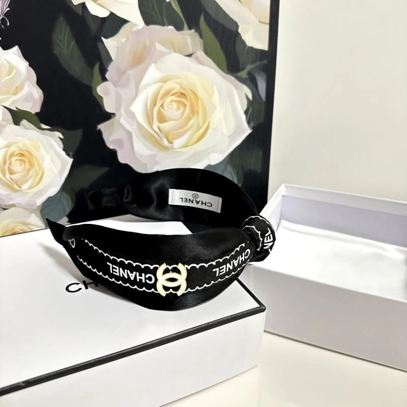 Top match Chanel Hair Hoop