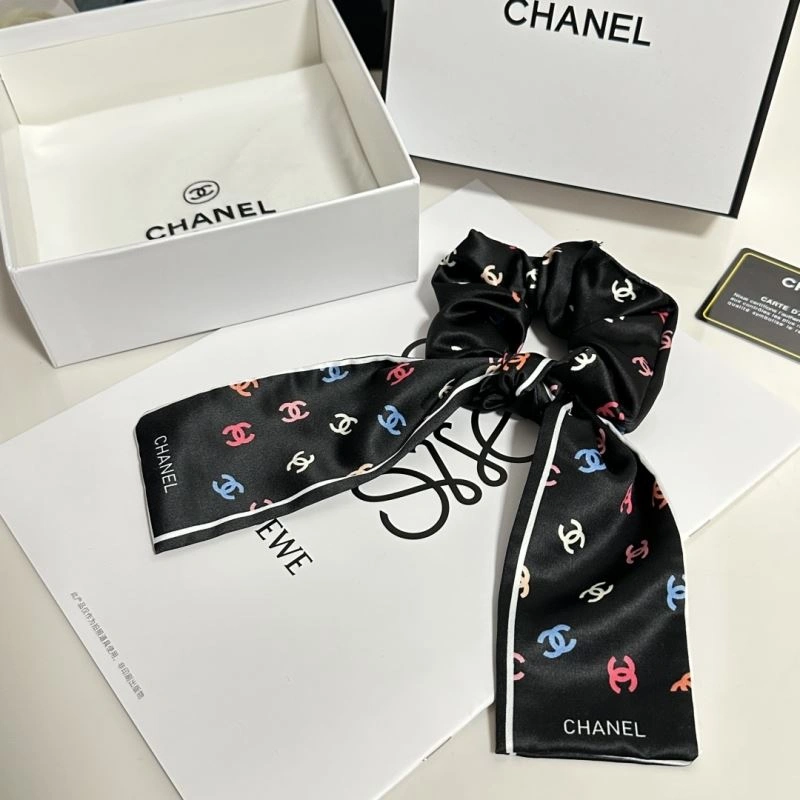Low-cost Chanel Hair Hoop