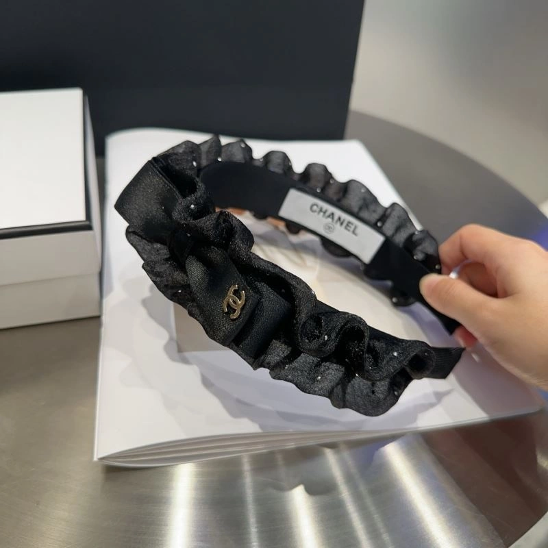Low-cost Chanel Hair Hoop