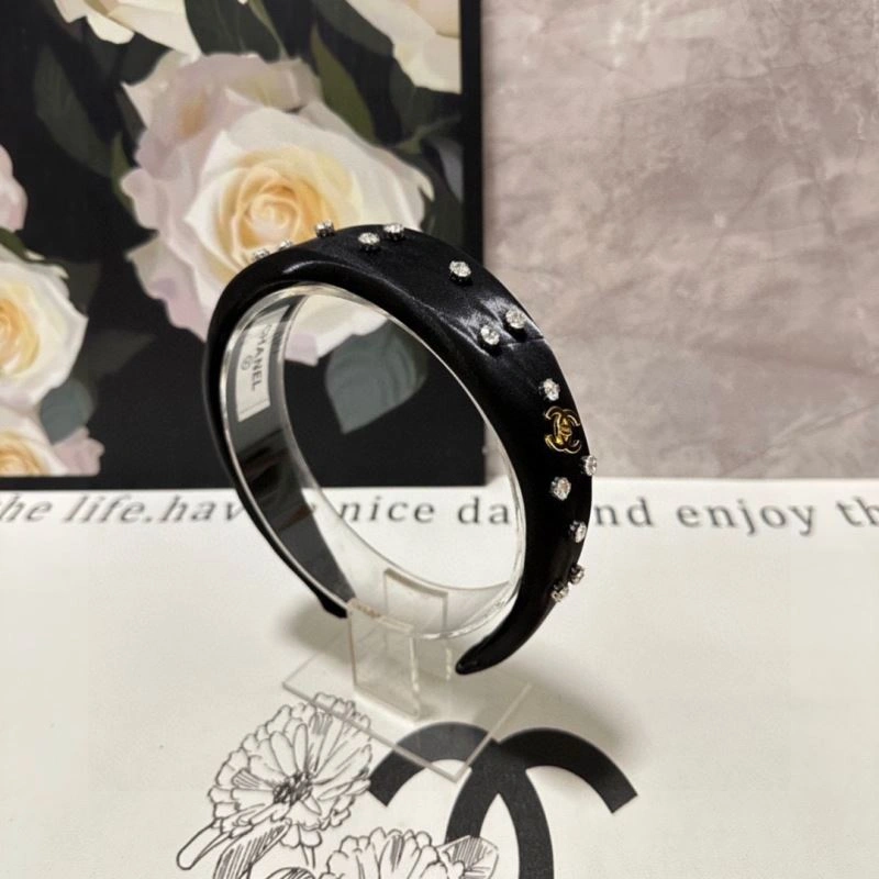 Top match Chanel Hair Hoop