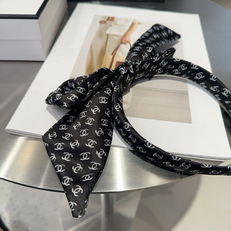Value-priced Chanel Hair Hoop