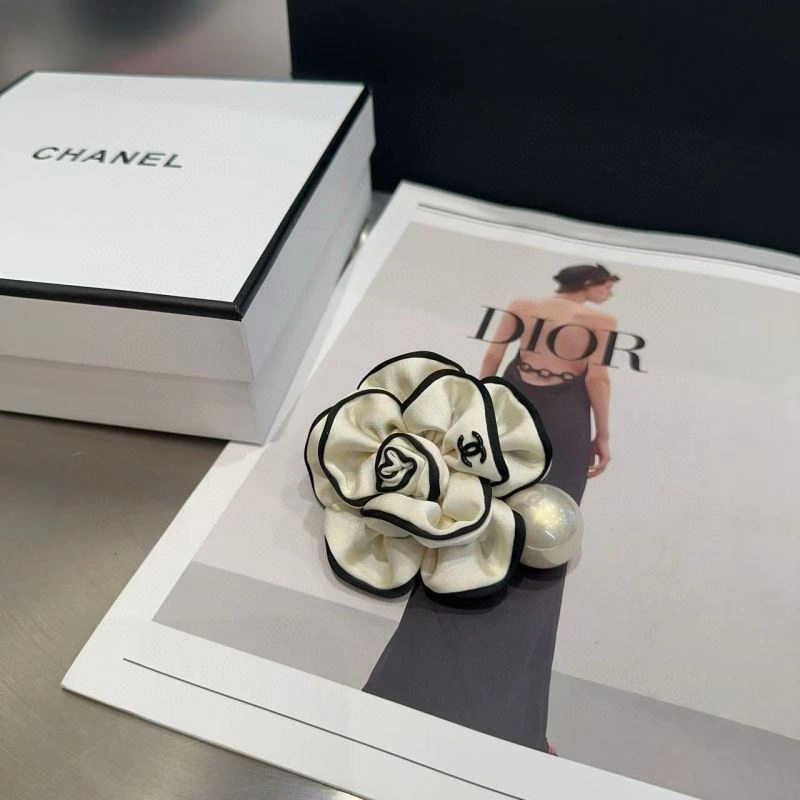 High fidelity Chanel Hair Hoop