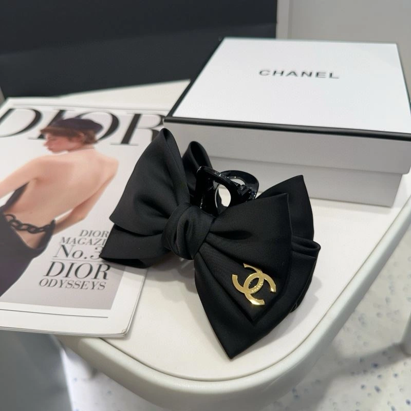 Top match Chanel Hair Hoop