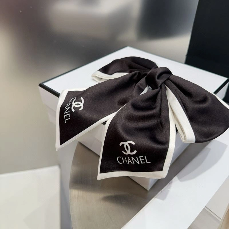 Value-priced Chanel Hair Hoop