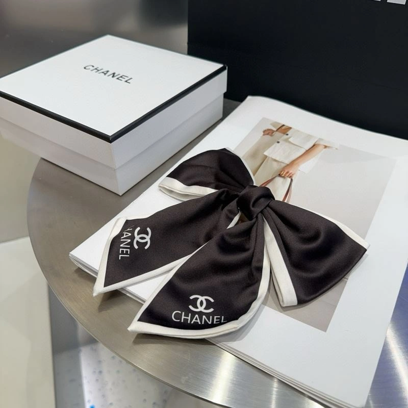 Value-priced Chanel Hair Hoop