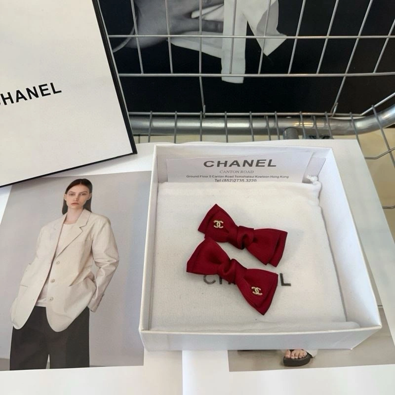 Value-priced Chanel Hair Hoop