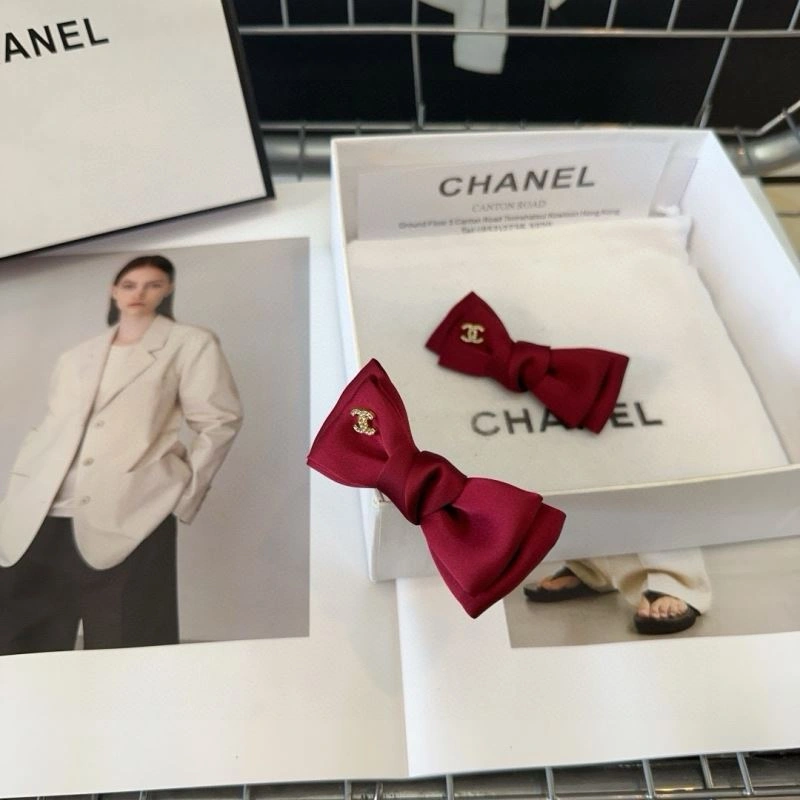 Value-priced Chanel Hair Hoop