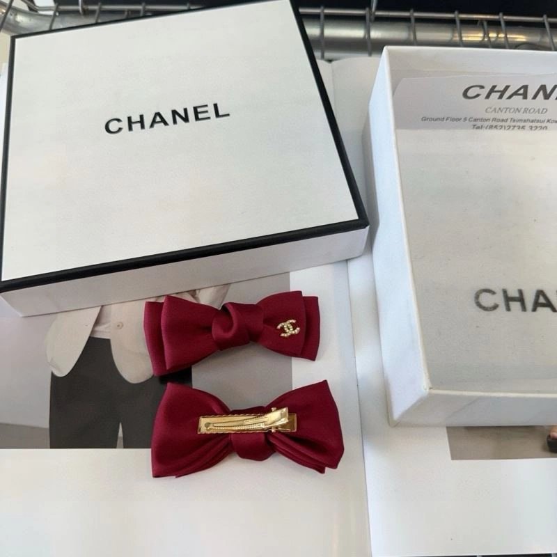 Value-priced Chanel Hair Hoop