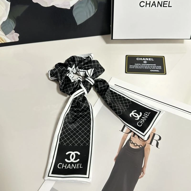 Low-cost Chanel Hair Hoop