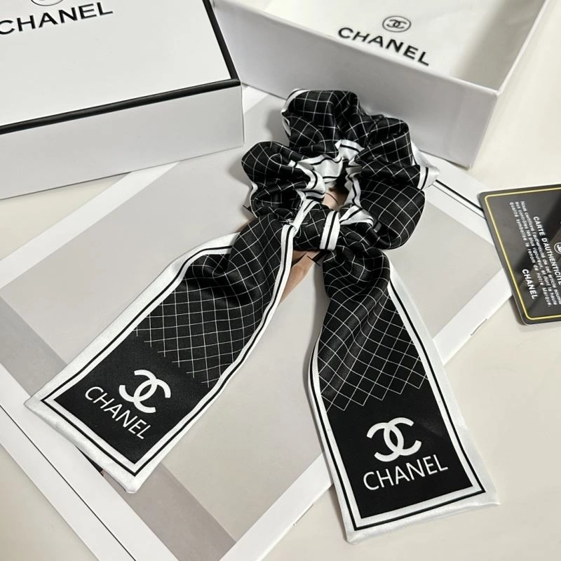 Low-cost Chanel Hair Hoop